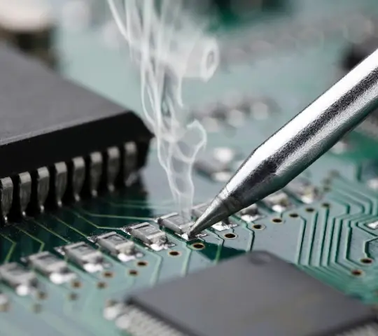 SMT Assembly vs. Through-Hole: What to Know | MacroFab